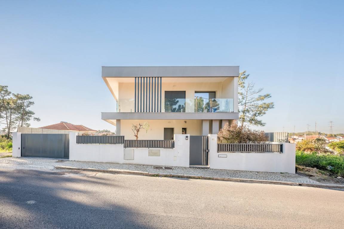 95 M² House ∙ 2 Bedrooms ∙ 5 Guests - Amora