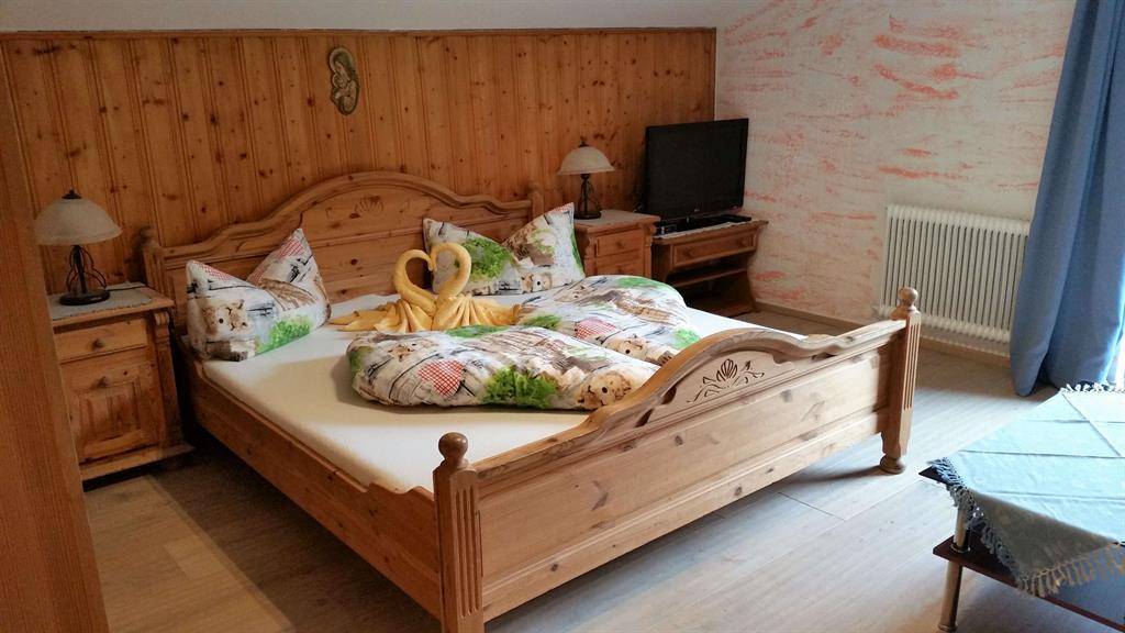75 M² Appartement ∙ 2 Chambres ∙ 5 Personnes - Innsbruck