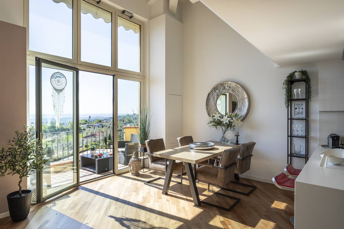 75 M² Appartamento Vacanza ∙ 1 Camera Da Letto ∙ 2 Ospiti - Salò