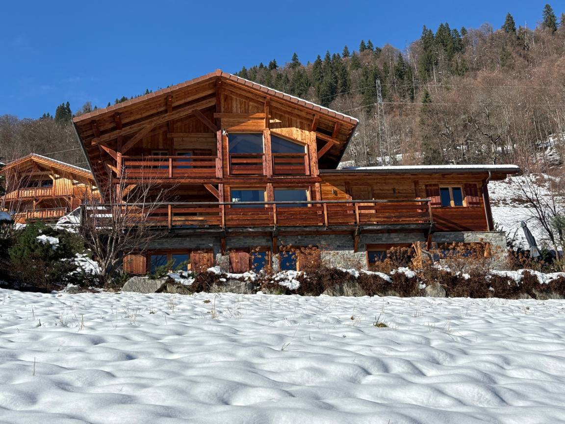 270 M² Chalet ∙ 4 Bedrooms ∙ 8 Guests - Flaine