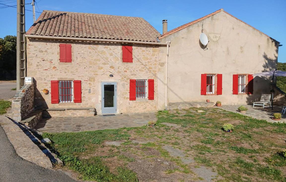 100 M² Duplex ∙ 3 Chambres ∙ 5 Personnes - Minerve