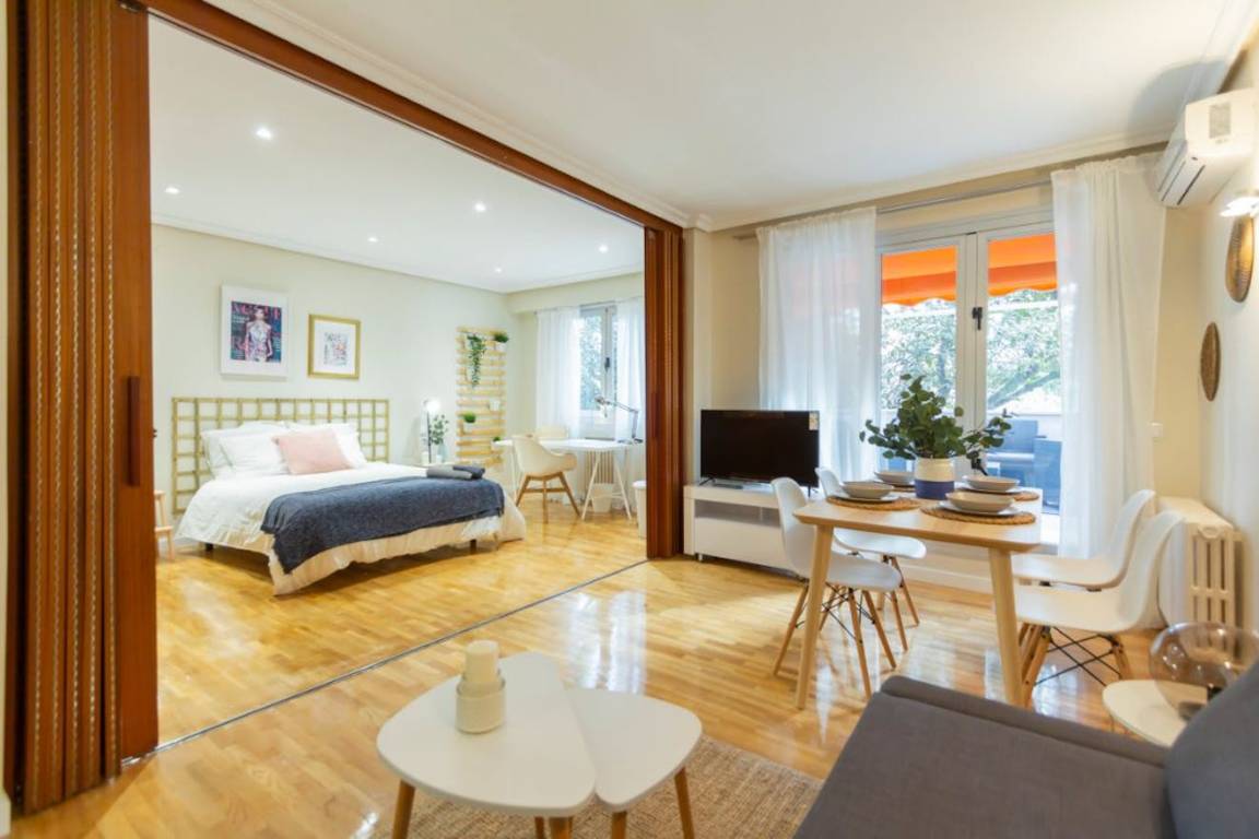 60 M² Casa ∙ 1 Habitación ∙ 1 Huésped - Madrid