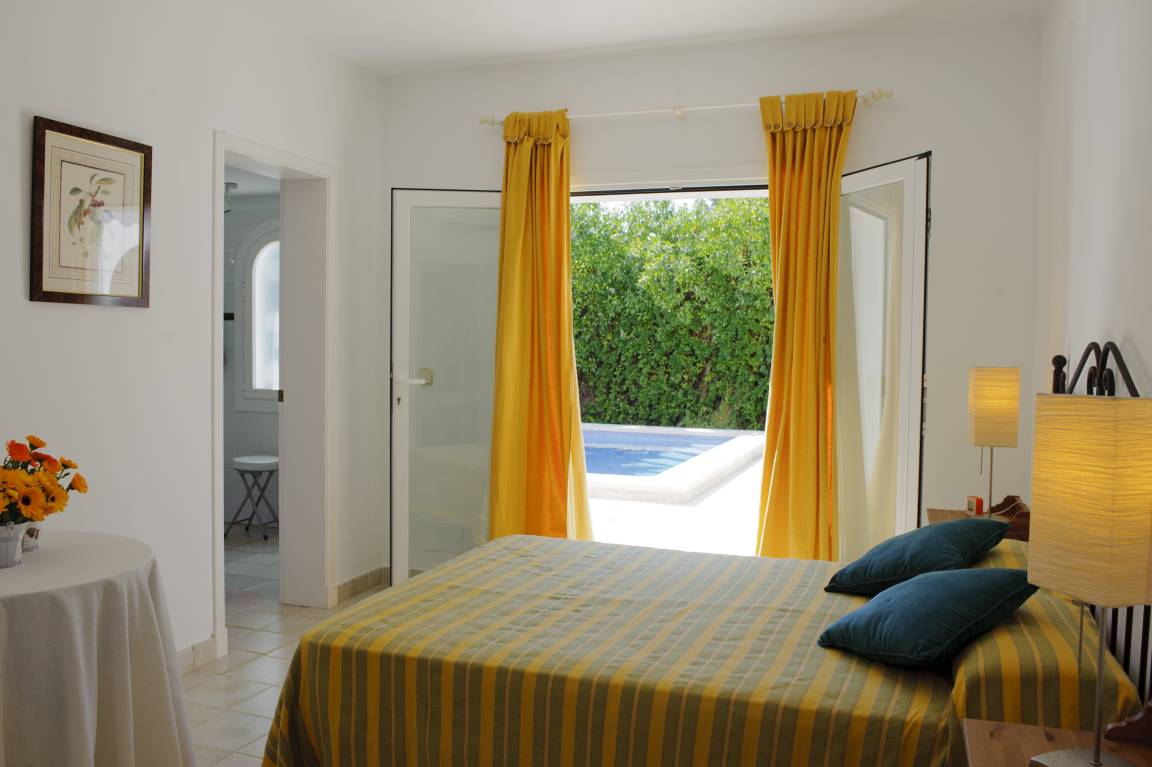 200 M² Villa ∙ 5 Bedrooms ∙ 10 Guests - Cala d'Or