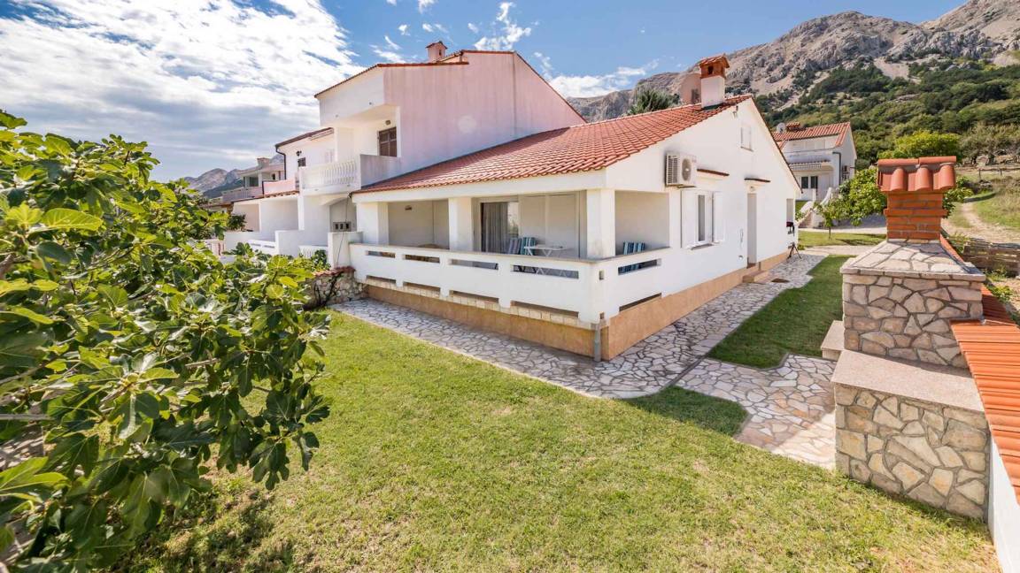 100 M² Huis ∙ 2 Slaapkamers ∙ 6 Gasten - Baška