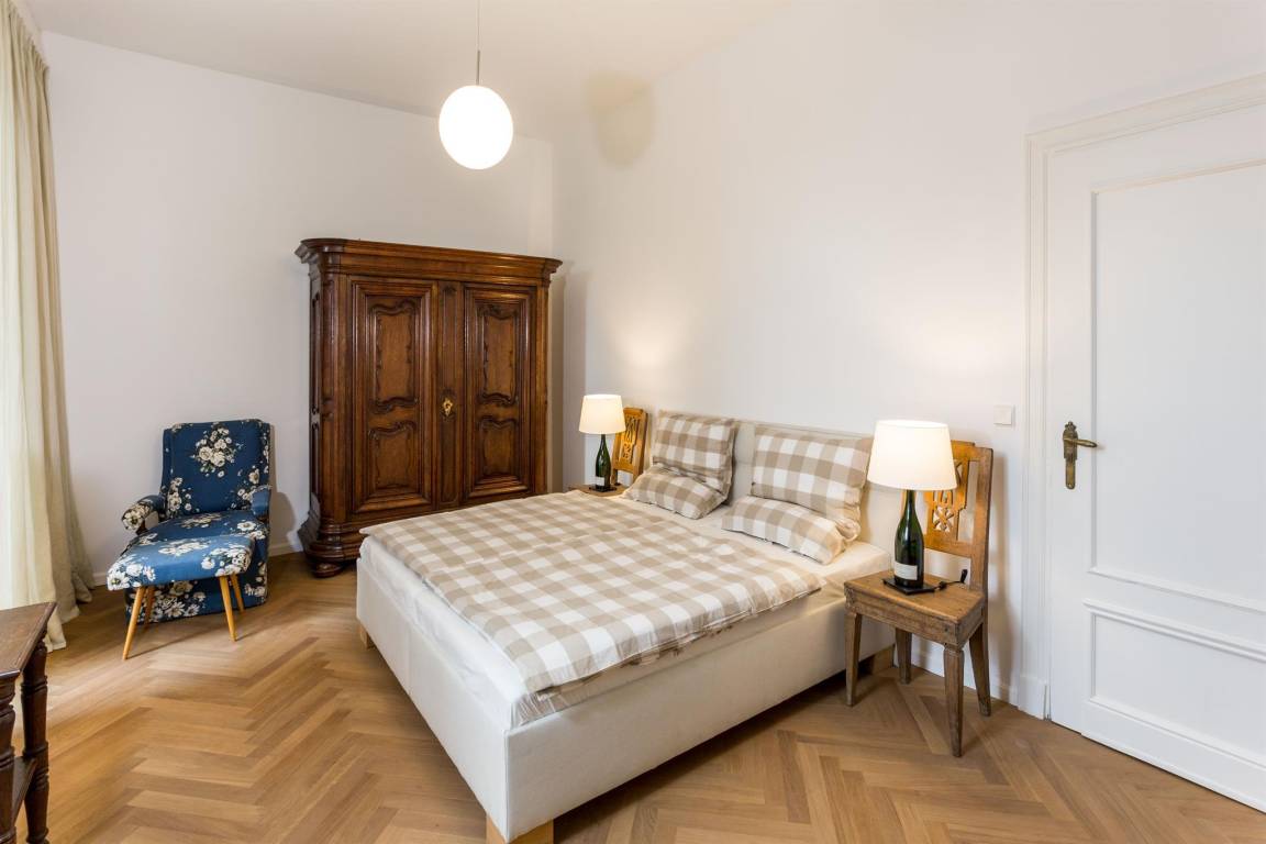 85 M² Apartment ∙ 2 Bedrooms ∙ 4 Guests - Saarburg