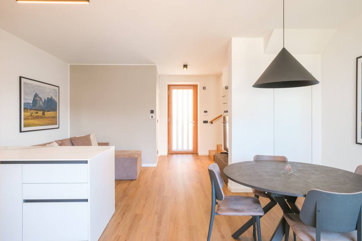 119 M² Apartment ∙ 2 Bedrooms ∙ 6 Guests - Bolzano