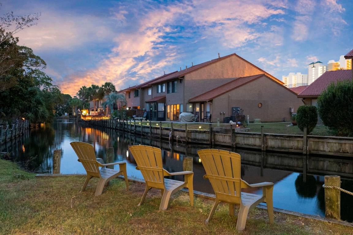 162 M² House ∙ 4 Bedrooms ∙ 10 Guests - Panama City Beach, FL