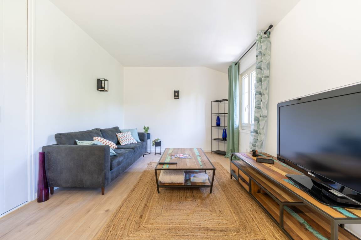 66 M² Appartement ∙ 2 Chambres ∙ 4 Personnes - Tarascon