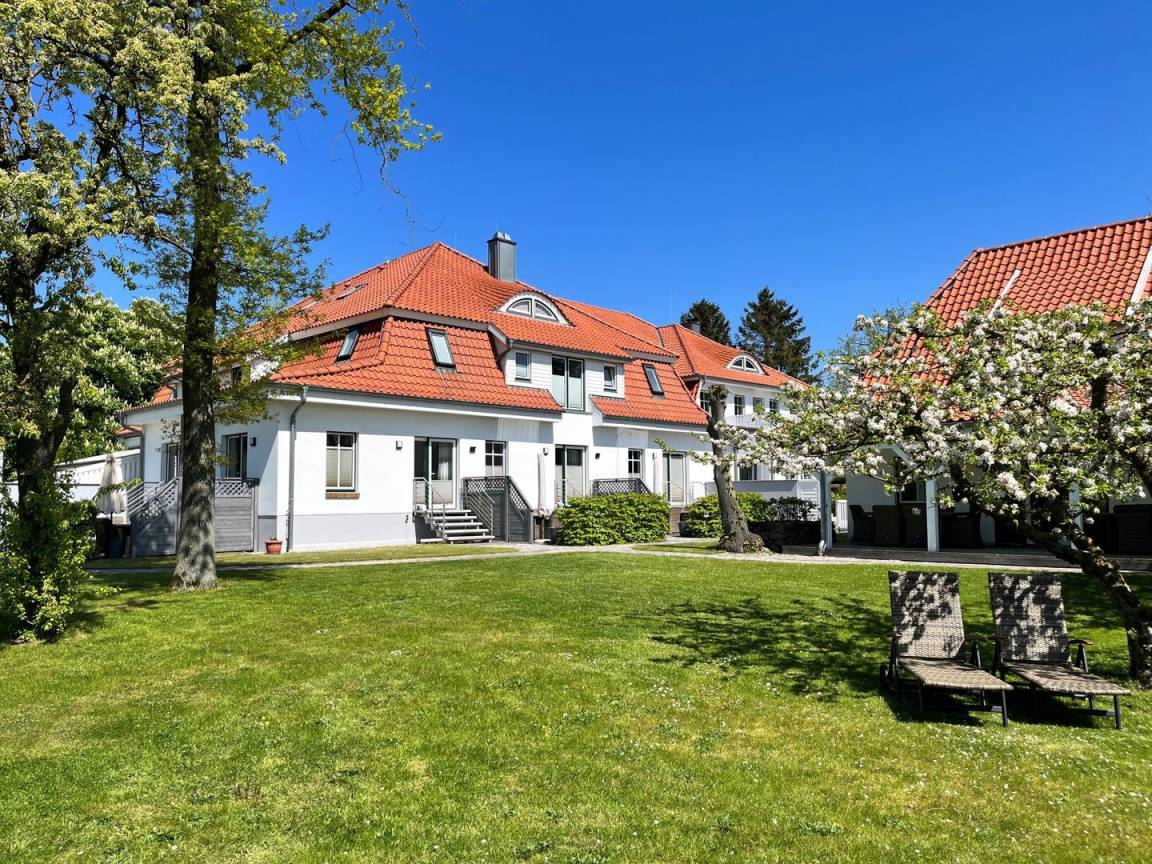 80 M² Ferienwohnung ∙ 2 Schlafzimmer ∙ 4 Gäste - Kalkhorst