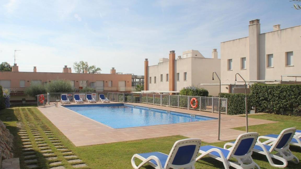 90 M² Apartamento ∙ 3 Habitaciones ∙ 6 Huéspedes - Torredembarra