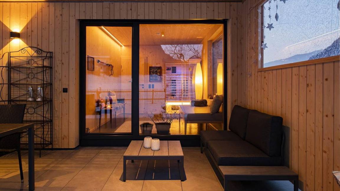 146 M² Ferienhaus ∙ 4 Schlafzimmer ∙ 8 Gäste - Montafon