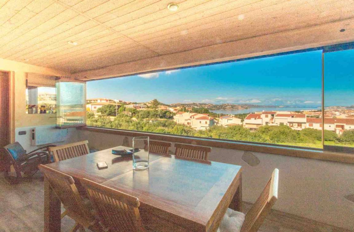 65 M² House ∙ 2 Bedrooms ∙ 4 Guests - Palau