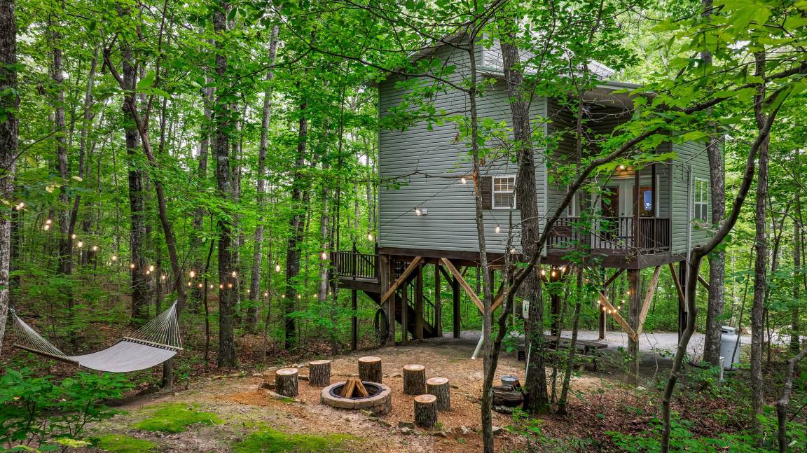 178 M² Cabin ∙ 2 Bedrooms ∙ 7 Guests - Alabama