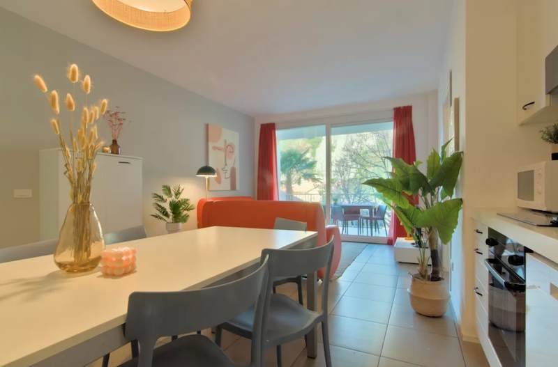 100 M² Ferienwohnung ∙ 3 Schlafzimmer ∙ 6 Gäste - Cannobio