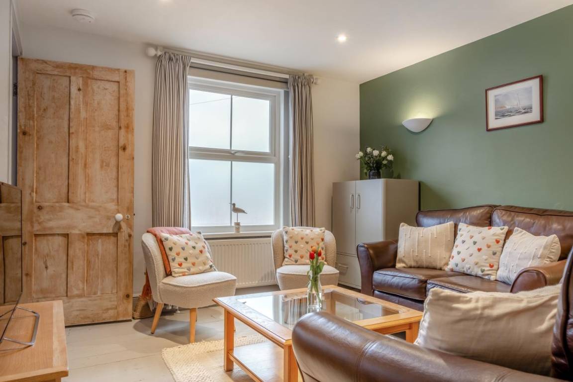 Cottage ∙ 2 Bedrooms ∙ 4 Guests - Isle of Wight