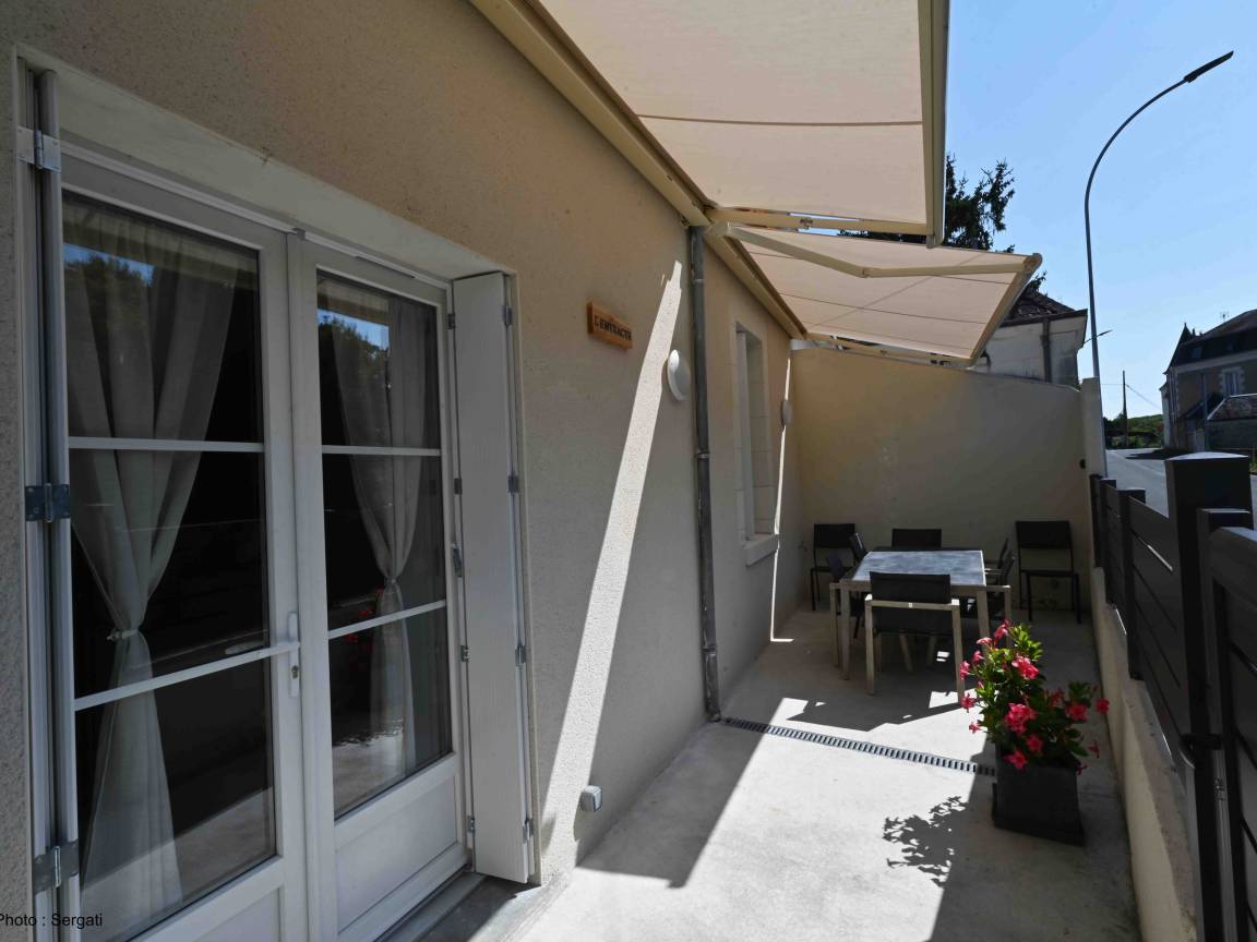 97 M² Casa Rural ∙ 3 Habitaciones ∙ 7 Huéspedes - Valençay