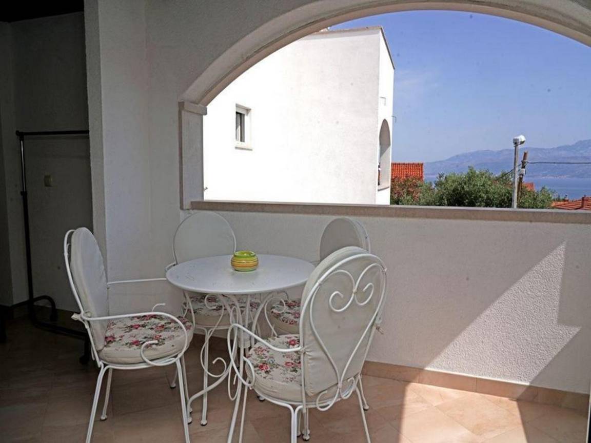 54 M² Apartment ∙ 2 Bedrooms ∙ 4 Guests - Supetar