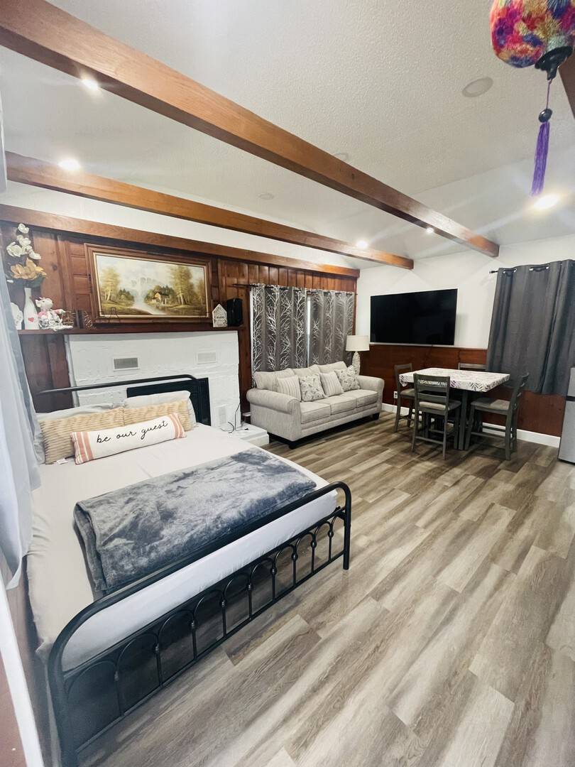 46 M² Estudio ∙ 1 Habitación ∙ 3 Huéspedes - Santa Ana, CA