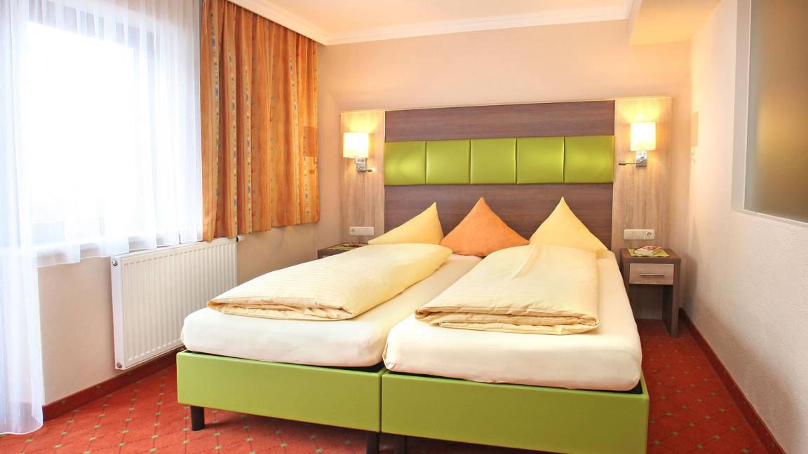 45 M² Hotel ∙ 2 Bedrooms ∙ 4 Guests - Saalbach-Hinterglemm