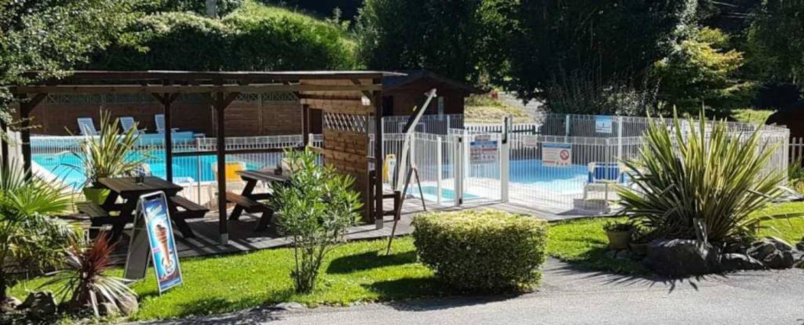 25 M² Camping ∙ 2 Chambres ∙ 4 Personnes - Pyrénées-Atlantiques