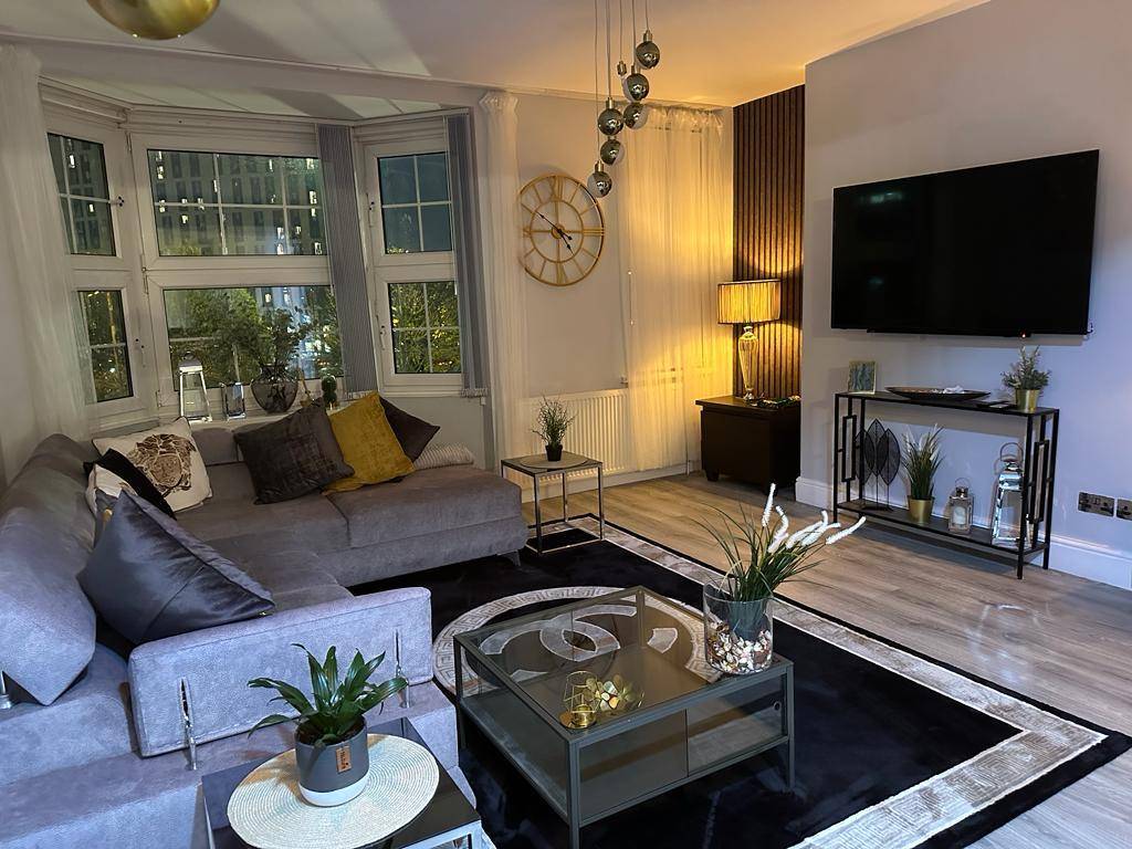 60 M² Apartment ∙ 1 Bedroom ∙ 2 Guests - Birmingham