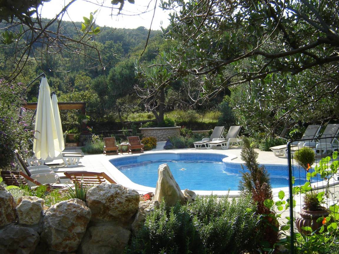 45 M² Apartment ∙ 2 Bedrooms ∙ 4 Guests - Rab