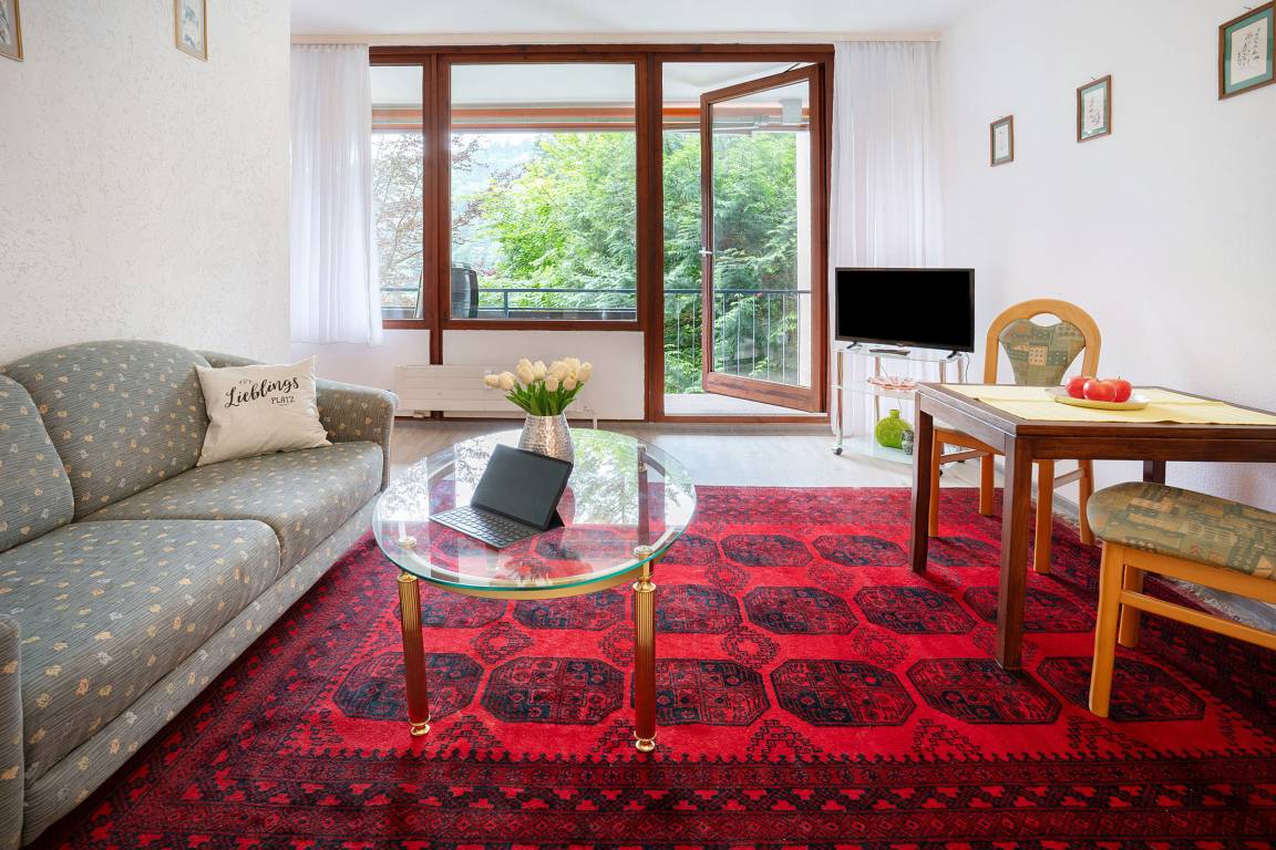 43 M² Ferienwohnung ∙ 1 Schlafzimmer ∙ 2 Gäste - Straubenhardt