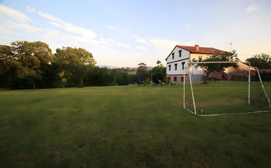 200 M² House ∙ 5 Bedrooms ∙ 10 Guests - Cantabria