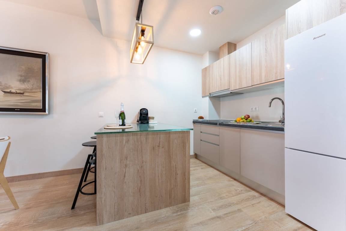 60 M² Apartment ∙ 1 Bedroom ∙ 2 Guests - Málaga