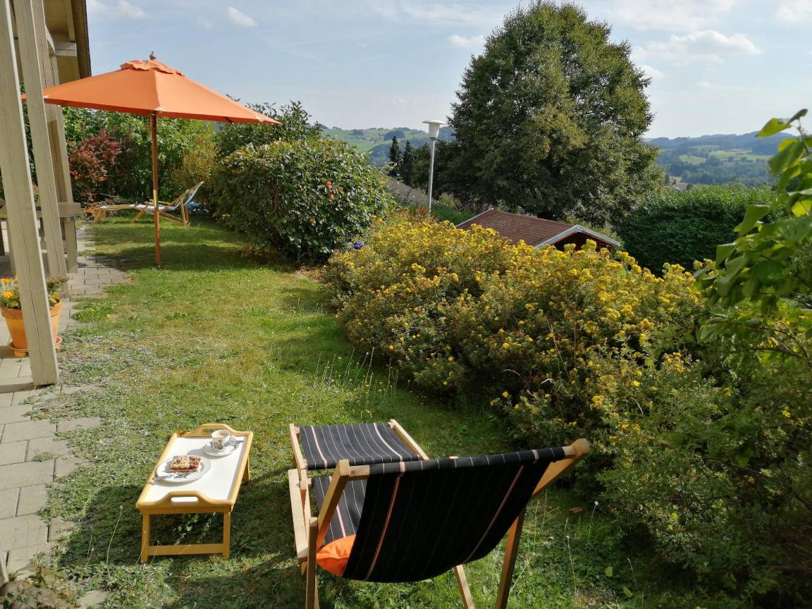 80 M² Ferienhaus ∙ 2 Schlafzimmer ∙ 4 Gäste - Grafenau