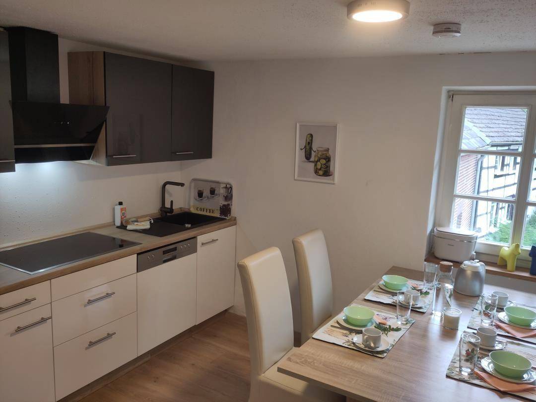 140 M² Huoneisto ∙ 2 Makuuhuonetta ∙ 4 Vierasta - Hamm