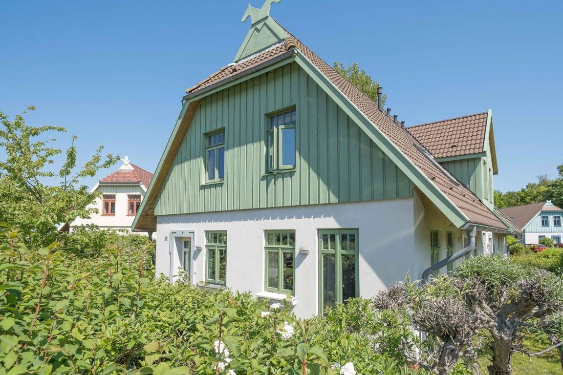 44 M² Ferienhaus ∙ 1 Schlafzimmer ∙ 3 Gäste - Ahrenshoop