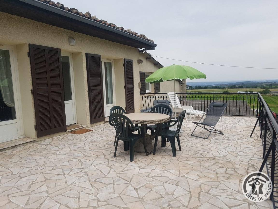 74 M² Gîte ∙ 2 Chambres ∙ 4 Personnes - Brignais