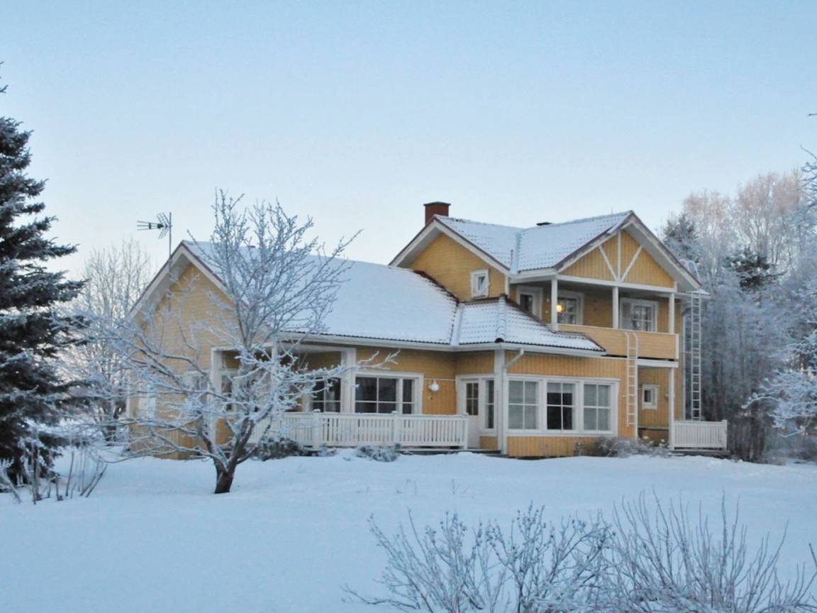 174 M² Talo ∙ 3 Makuuhuonetta ∙ 6 Vierasta - Tervola