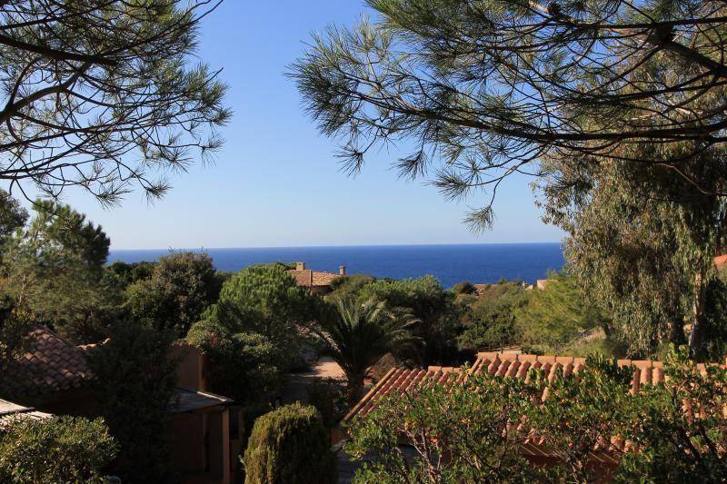 60 M² Apartment ∙ 2 Bedrooms ∙ 4 Guests - Costa Paradiso