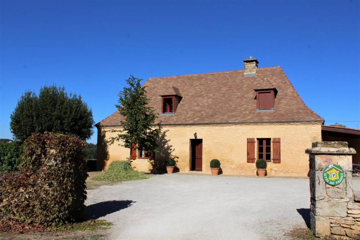 120 M² Gîte ∙ 3 Chambres ∙ 6 Personnes - Dordogne