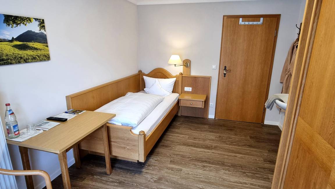 16 M² Hotel ∙ 2 Guests - Pfronten