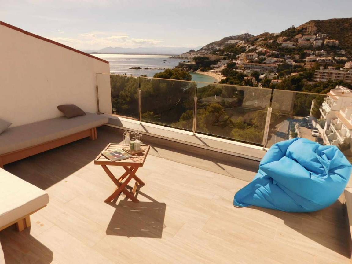 65 M² Ferienhaus ∙ 2 Schlafzimmer ∙ 6 Gäste - Cadaqués