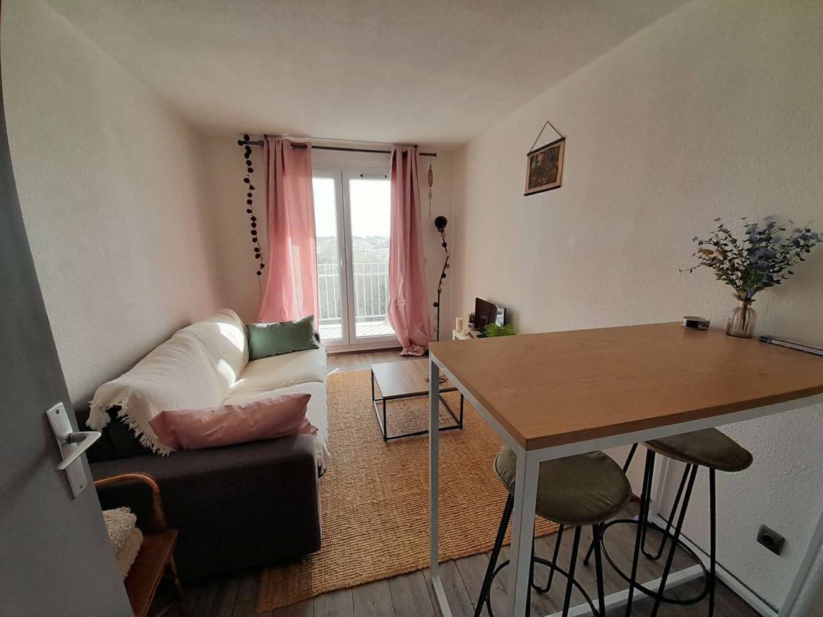 15 M² Studio ∙ 1 Chambre ∙ 2 Personnes - Challans