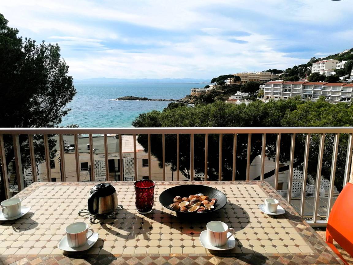 90 M² Appartement ∙ 3 Chambres ∙ 8 Personnes - Roses