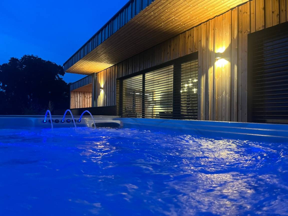 90 M² Ferienhaus ∙ 2 Schlafzimmer ∙ 4 Gäste - Stegersbach