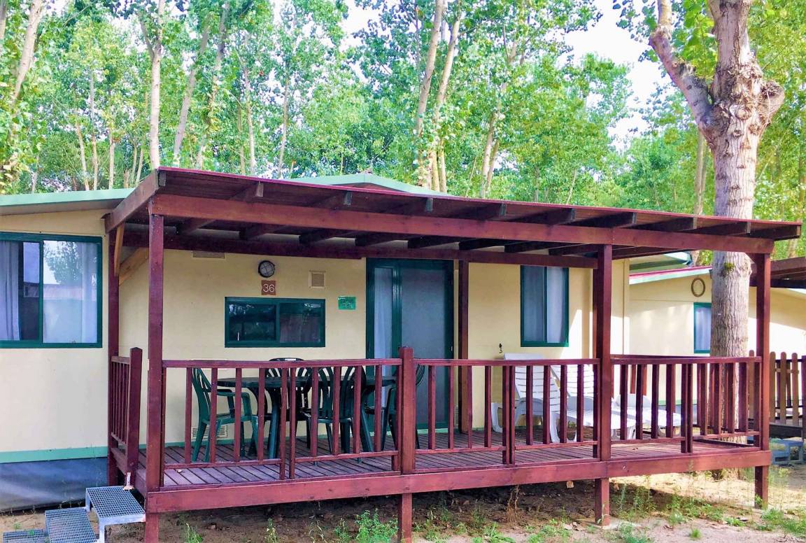 24 M² Caravan ∙ 2 Bedrooms ∙ 6 Guests - Umbria