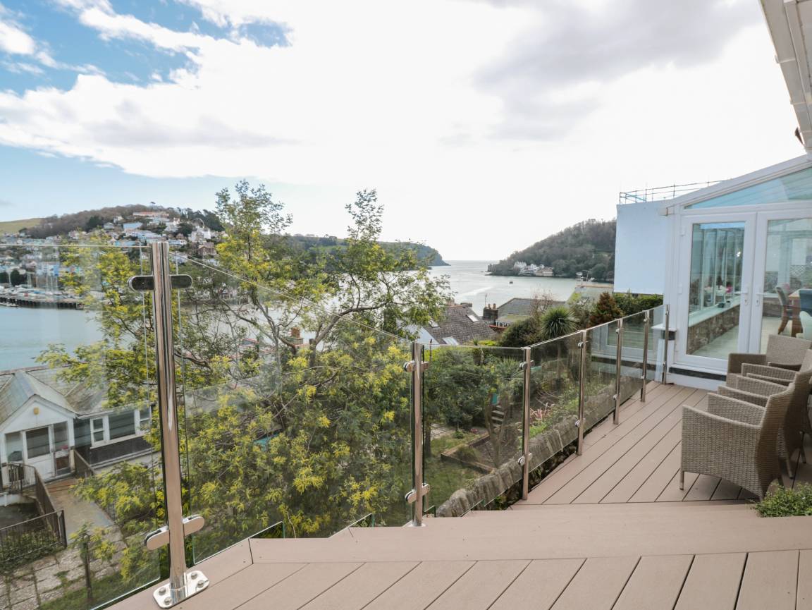 Cottage ∙ 4 Bedrooms ∙ 8 Guests - Dittisham
