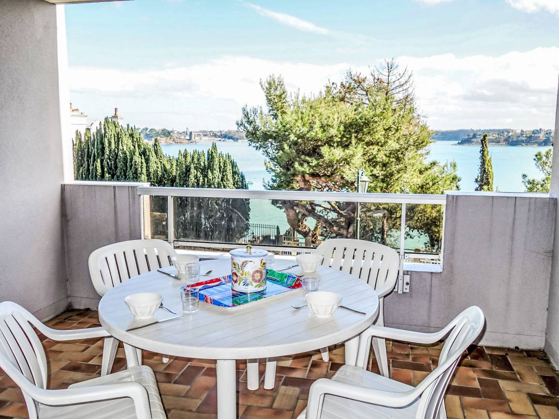 55 M² Apartment ∙ 2 Bedrooms ∙ 5 Guests - Dinard