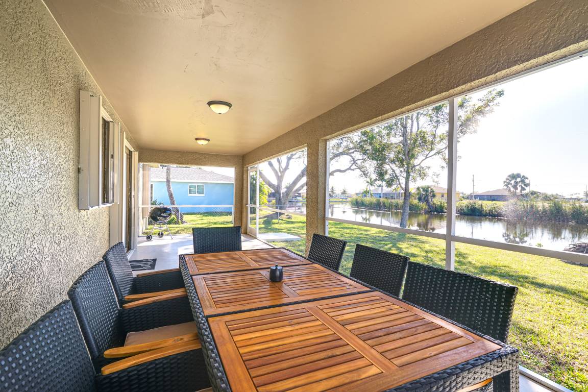 165 M² House ∙ 3 Bedrooms ∙ 9 Guests - Matlacha, FL