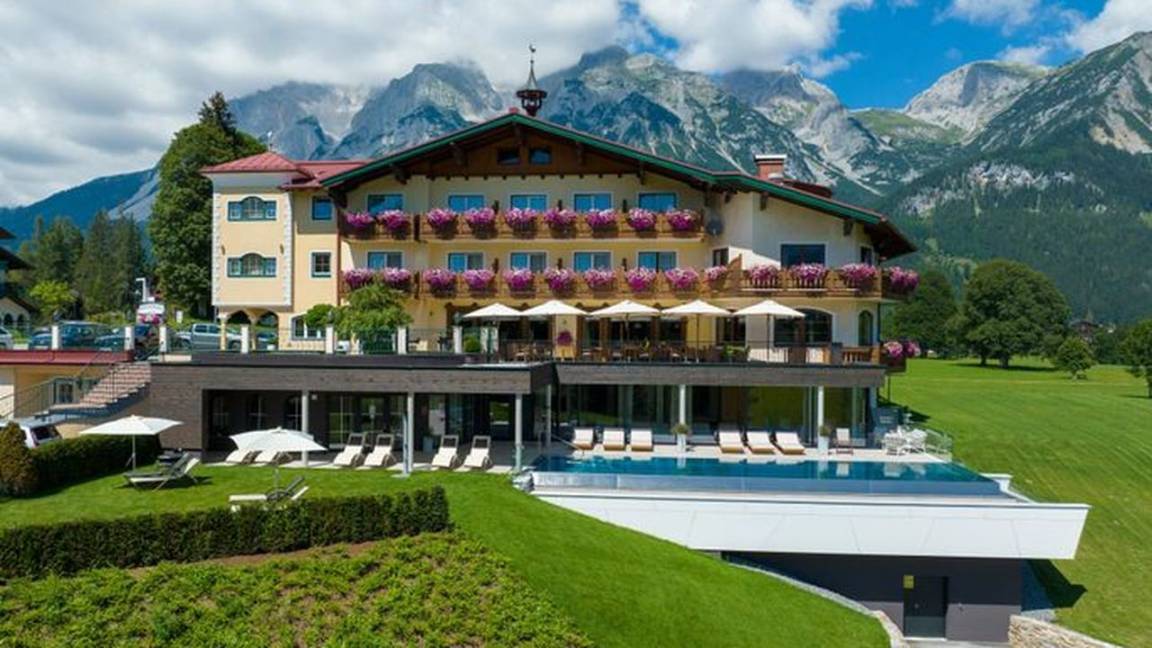 42 M² Hotel ∙ 1 Bedroom ∙ 4 Guests - Hallstatt