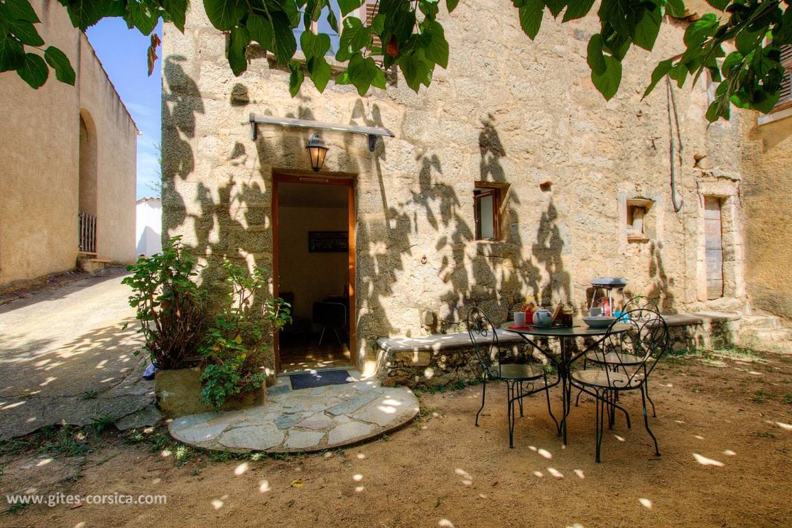 21 M² Gîte ∙ 1 Chambre ∙ 2 Personnes - Calcatoggio