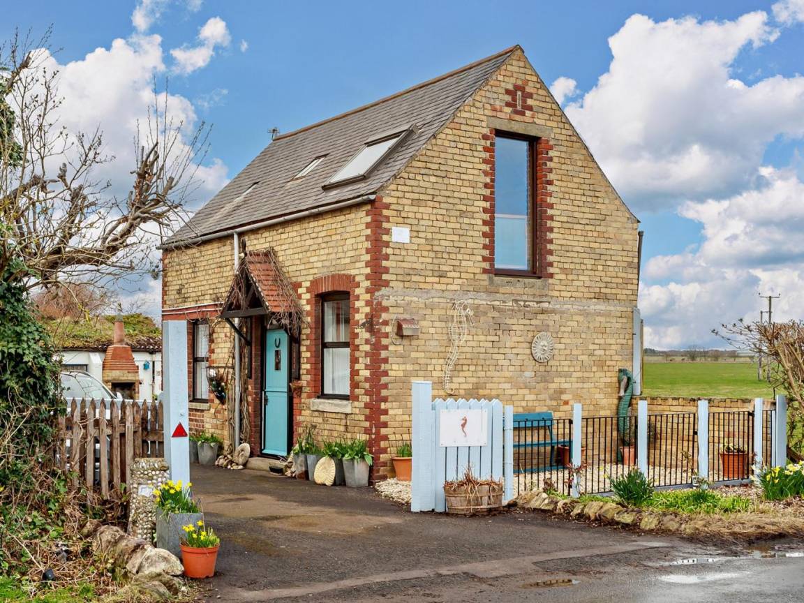 Cottage ∙ 2 Bedrooms ∙ 4 Guests - Alnmouth