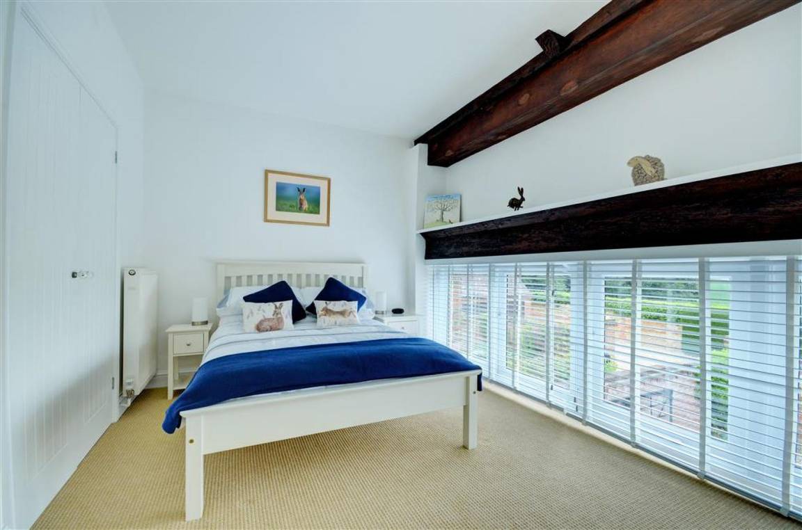 Cottage ∙ 4 Bedrooms ∙ 6 Guests - Burnham Market
