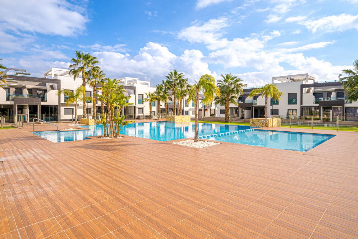 70 M² Appartement ∙ 2 Slaapkamers ∙ 4 Gasten - Villamartin